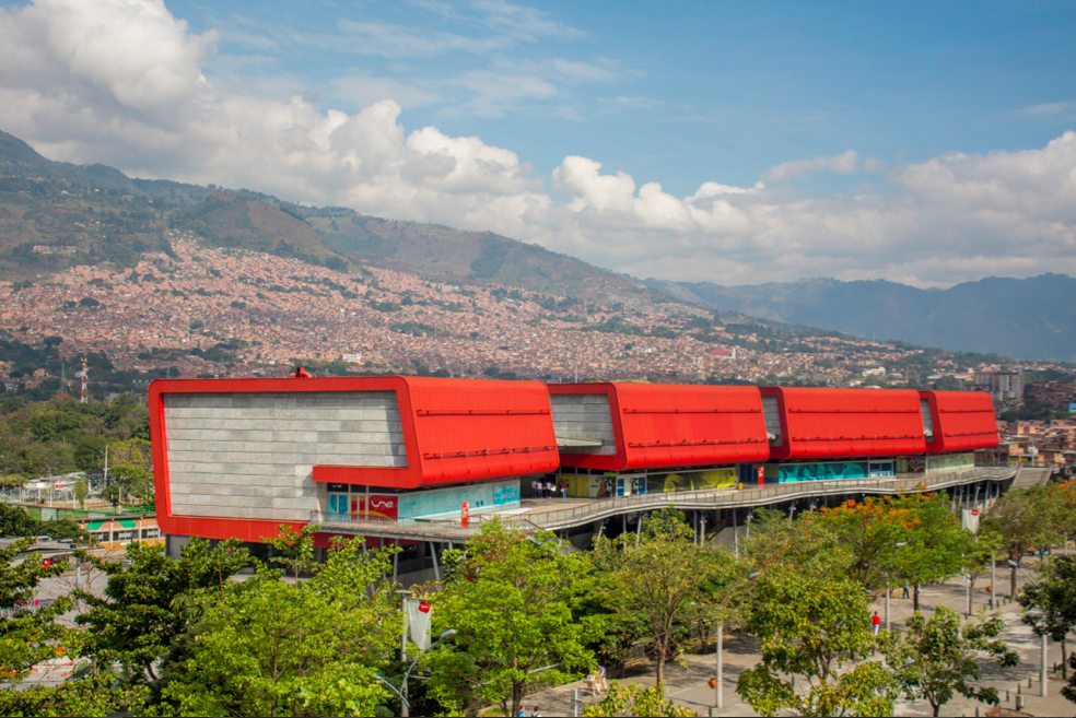 Por un nuevo “Cartel de Medellín” – Héctor Abad Faciolince Por un nuevo “Cartel de Medellín” – Héctor Abad Faciolince